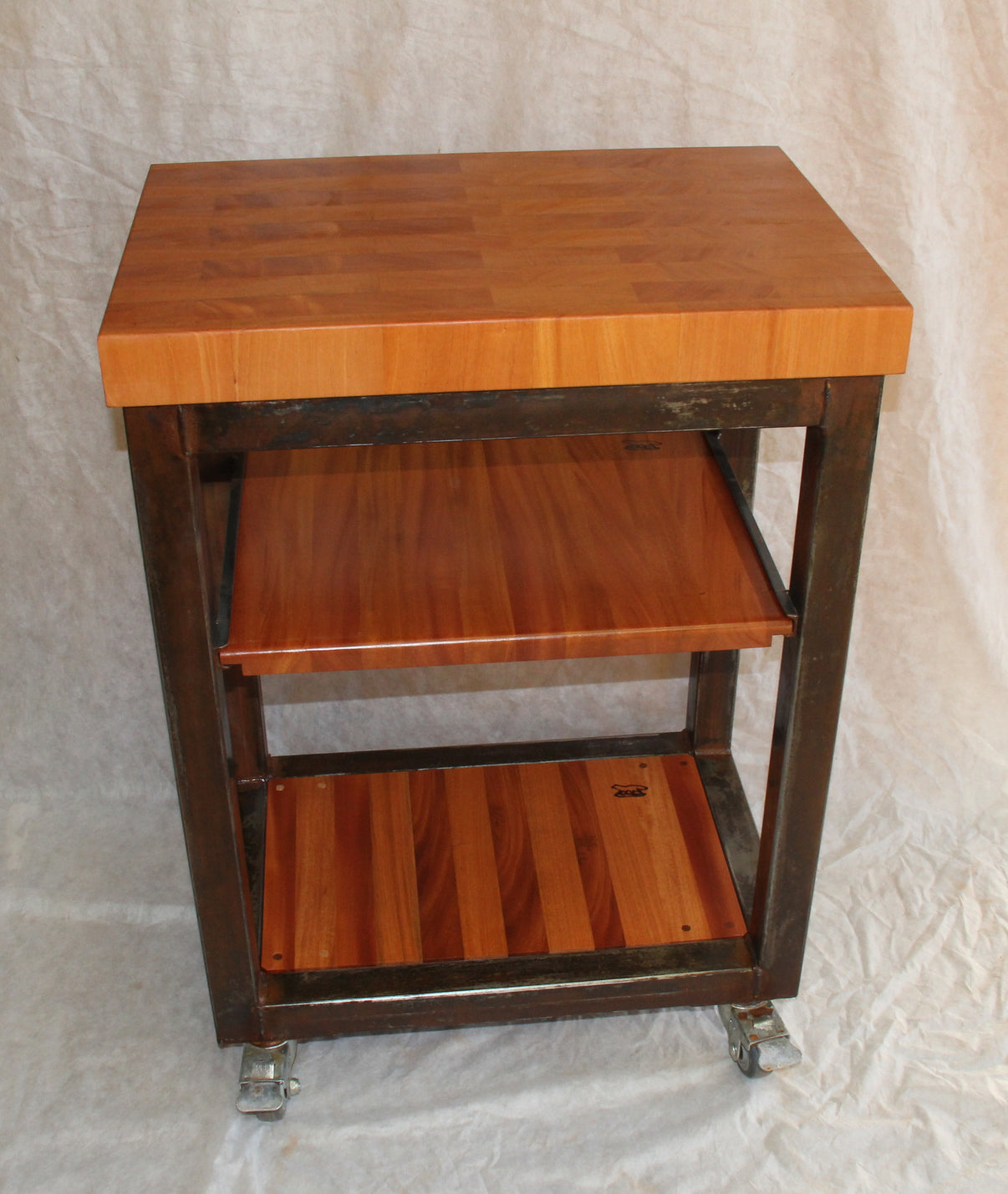 Island-- Old World Butcher Block w/casters – Foxcreek Baskets